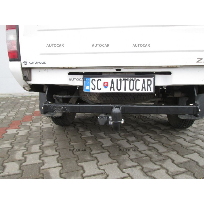 Tažné zařízení pro Nissan PICK UP - šroubový systém - od 2002 ☑️